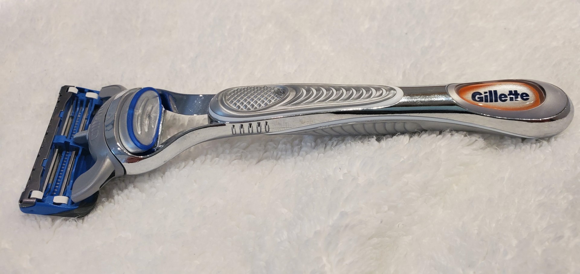 Review: Gillette SkinGuard Razors for Sensitive Skin - Costco West Fan Blog