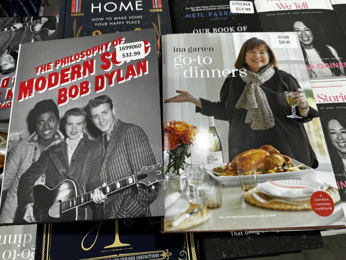 Costco Winter 2023 Superpost – The Entire Book Section! - Costco West ...